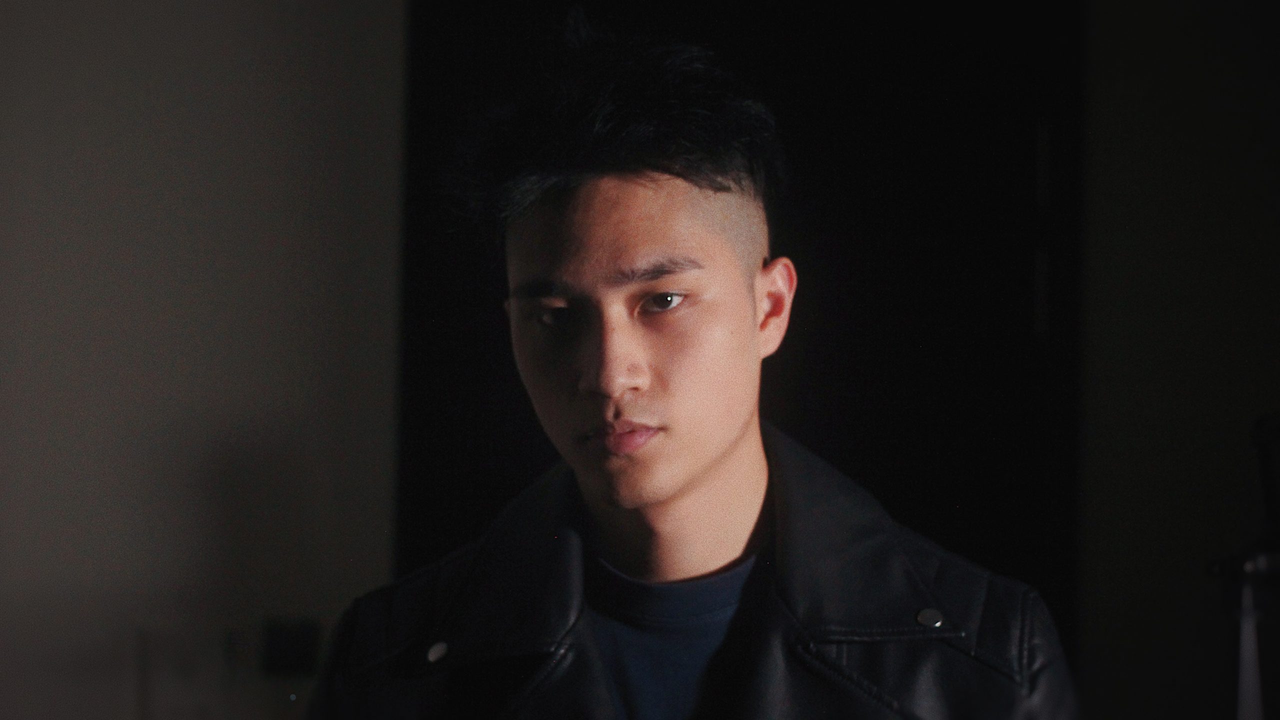 Dylan Pearce Produktif Menuju Album Perdana Dengan Merilis 'Ridin Through' - MuSigPro